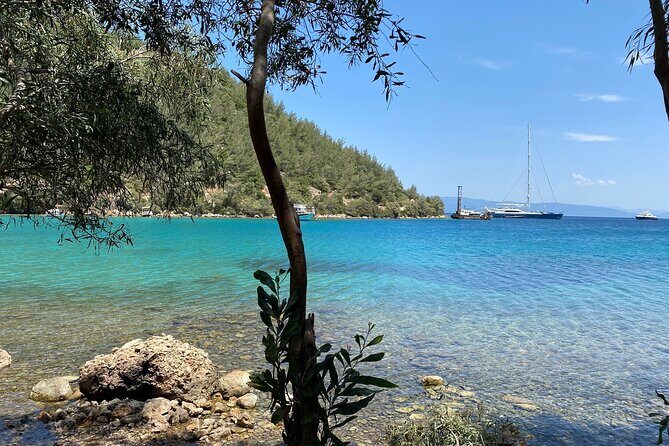 Orak Island, German Bay, Rabbit Bay Boat Tour incl. Lunch - Who Should Consider This Tour?