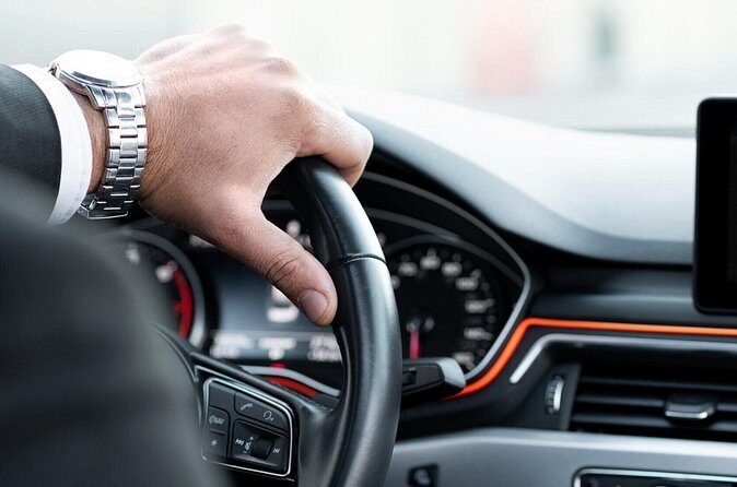 Orlando MCO To or From Convention Center Mercedes Sprinter 14 PAX - Additional Details