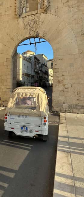 ORTIGIA tour by tuk tuk - ape calessino 1 hour - Key Points