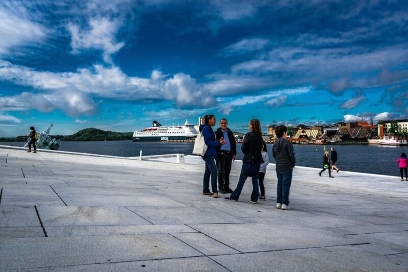 Oslo: 3-hour Highlights & Vigeland Park Private Walking Tour - The Practicalities and Value