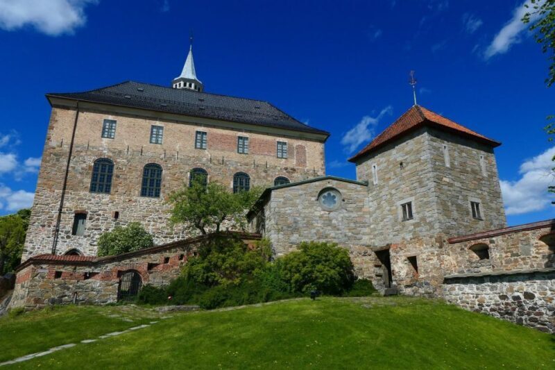 Oslo City Walks: In the Heart of Oslo - A Deep Dive into the Oslo City Walk