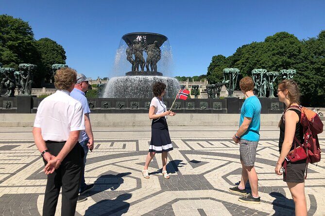 Oslo Panorama Tour with Holmenkollen Ski Jump and Vigeland Park - Cruise and City Highlights: A Relaxed Sightseeing Experience