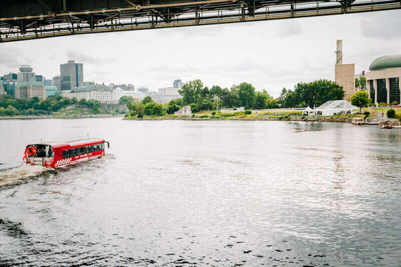 Ottawa: Bilingual Guided City Tour by Amphibious Bus - A Practical Look at the Ottawa Amphibious Bus Tour