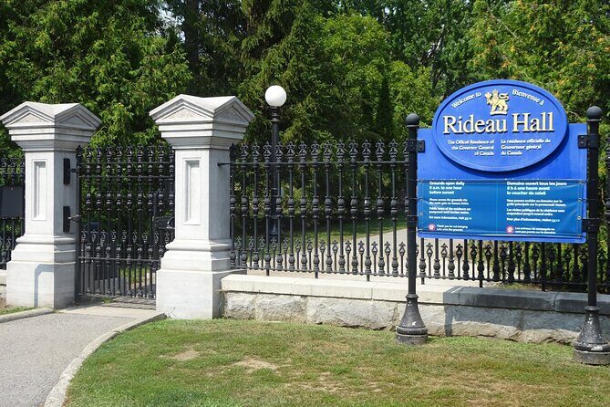 Ottawa Rideau River self guided walking tour and scavenger hunt - Practical Considerations