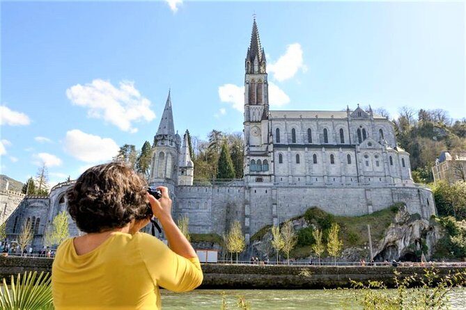 Our lady of Lourdes sacred Private Walking tour - Key Points