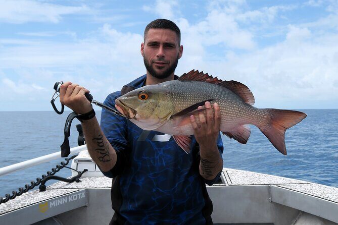 Out n About Sportfishing for Share and Private Charters on Reef and Estuary - FAQ