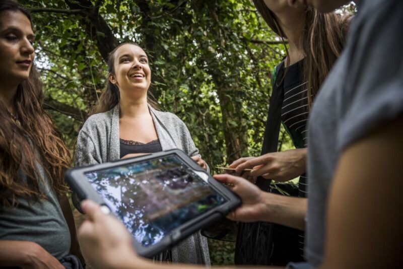 Outdoor Escape Game with Augmented Reality trough Zurich - FAQ