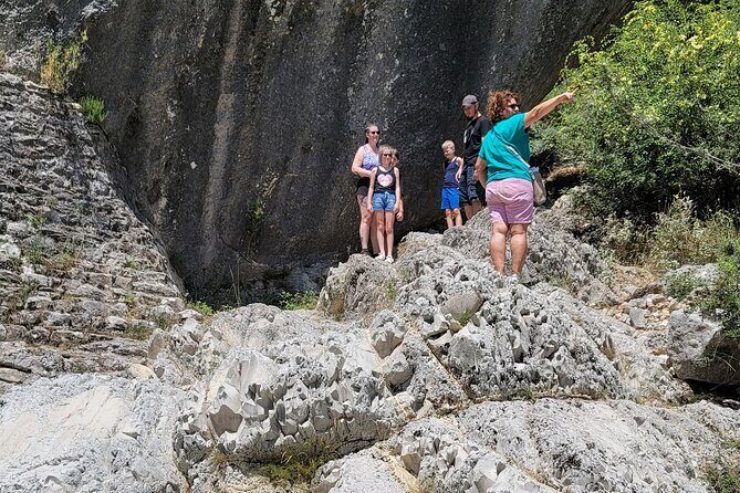 Outdoor Experience in Amantia Archeological Park & Brataj Bidge - FAQ