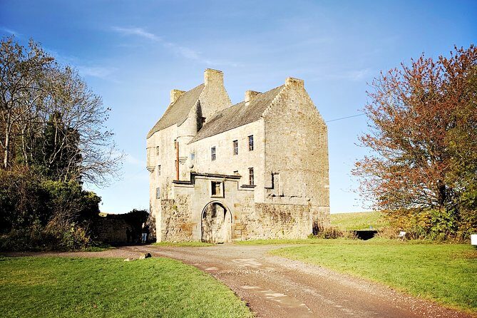 Outlander Odyssey: Outlander Filming Locations Private Day Tour - FAQ