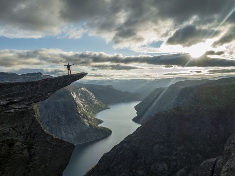 Overnight: Trolltunga Via Ferrata Sky Ladder Glamping - Why This Tour Stands Out