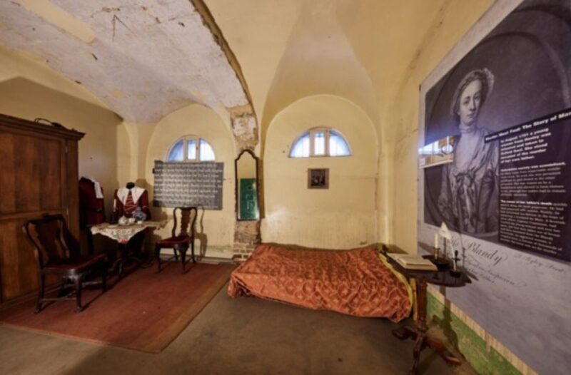 Oxford Castle and Prison: Guided Tour - Authentic Insights from Reviews