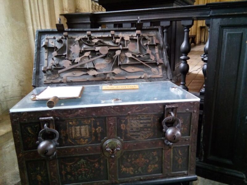 Oxford: Christ Church Harry Potter Film Locations Tour - Walking in Oxford’s Footsteps  