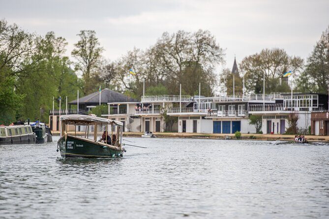 Oxford Sightseeing River Cruise Along The University Regatta Course - A Detailed Look at the Oxford River Cruise Experience