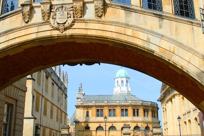 Oxford: Stories, Secrets & Sights Walking Tour with a local - Practical Details and Experience Tips