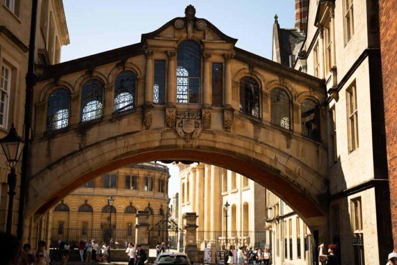 Oxford University: Walking Tour By Alumni & New College - FAQ Section