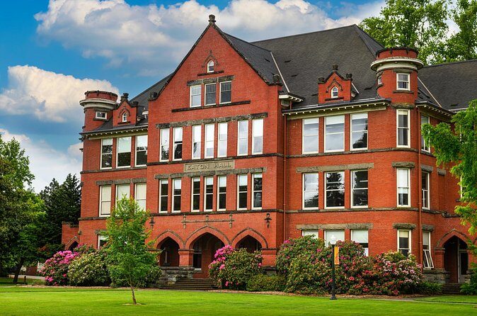 Pacific University Campus Scavenger Hunt - Who Will Love This Experience?