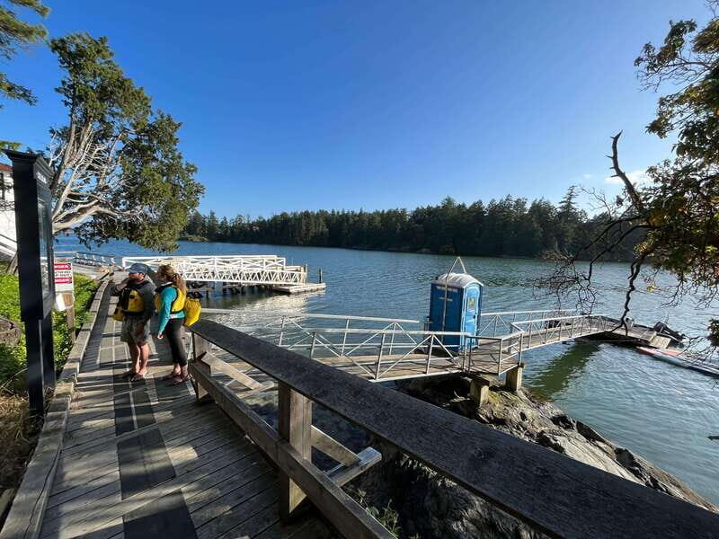Paddling tour to the Historical Cole Island - Victoria BC - Scenic Views & Wildlife