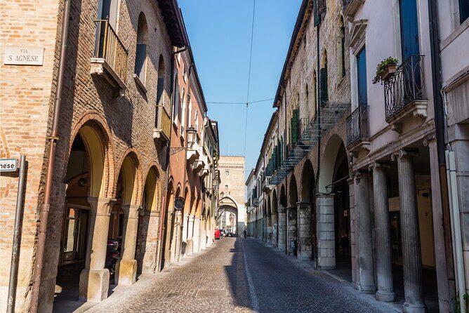 Padova Scavenger Hunt and Sights Self-Guided Tour - FAQ