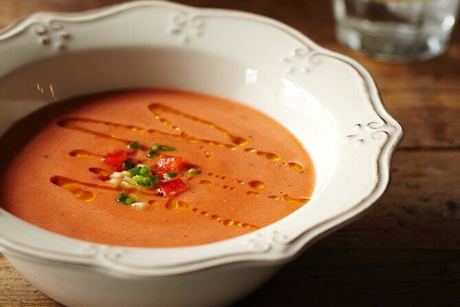 Paella Class & Bottomless Wine: Las Ramblas Views - What to Expect from the Tour