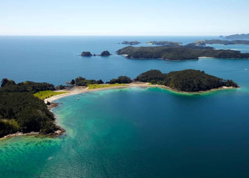 Paihia/Russell: Hole in the Rock Cruise with 2 Island Stops - Who Would Love This Tour?