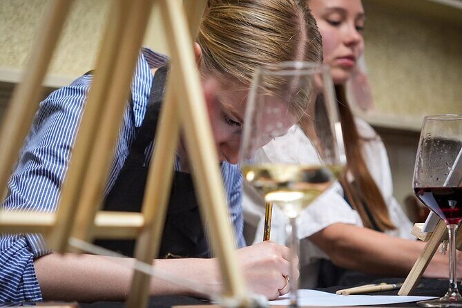 Paint and Sip Session in Rome - What to Expect During the Paint and Sip Session