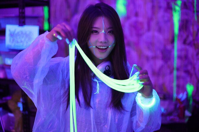 Paint-In-Dark Drawing Class in New York - Why This Experience Is Worth It