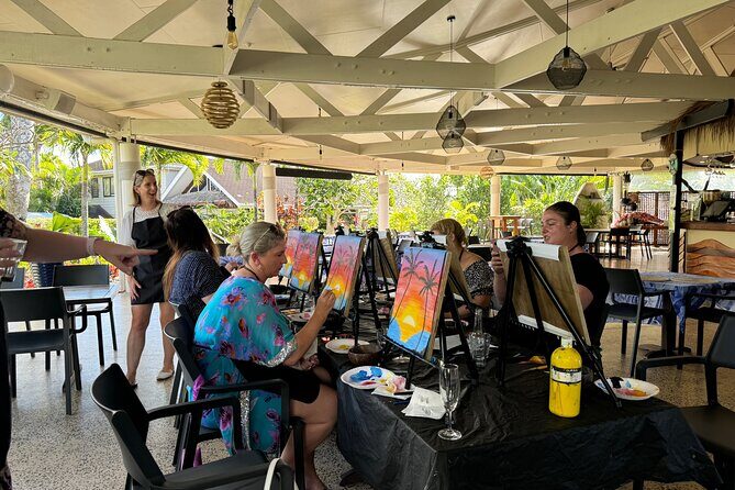 Paint & Sip Experience Rarotonga - What Is the Paint & Sip Experience in Rarotonga?