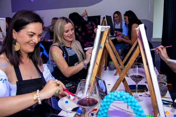 Painting party at Art Bottega - Paint & Wine Studio in Zadar - Who Will Love This Experience?