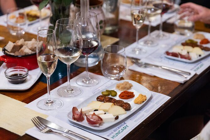 Palace District Evening Culinary, Wine, and History Walk - Review of the Palace District Evening Culinary, Wine, and History Walk