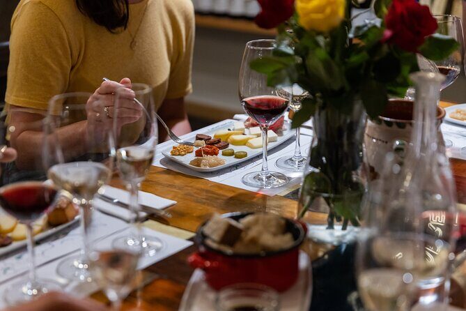 Palace District Evening Culinary, Wine, and History Walk - Practical Details That Matter