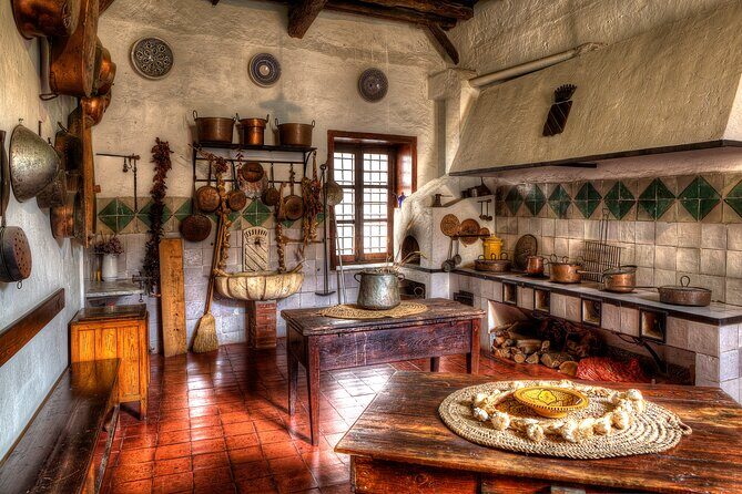 Palazzo Conte Federico - A Closer Look at the Palermo Experience