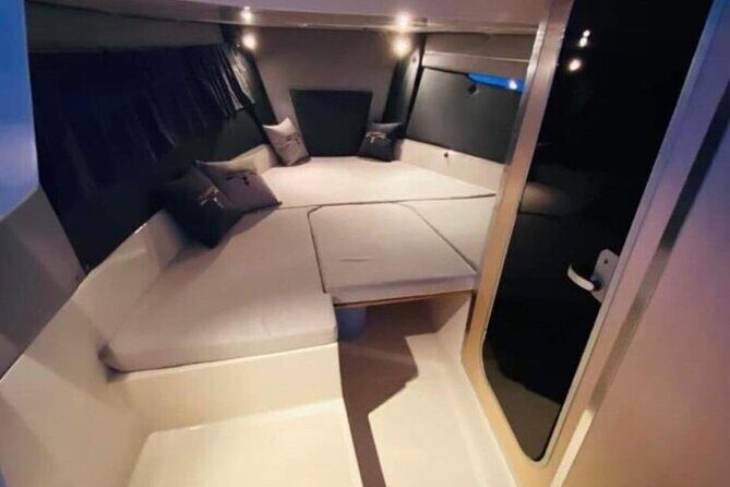 Palermo: Shared Boat Tour with Aperitif and snorkelling - Key Points