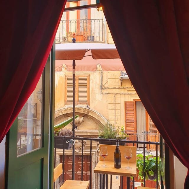 Palermo: Wine Tasting with Sicilian Tapas - An In-Depth Look at the Palermo Wine Tasting Tour