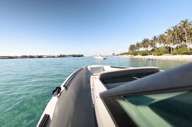 Palm Beach Luxury Yacht Cruises - Who Will Enjoy This Tour?