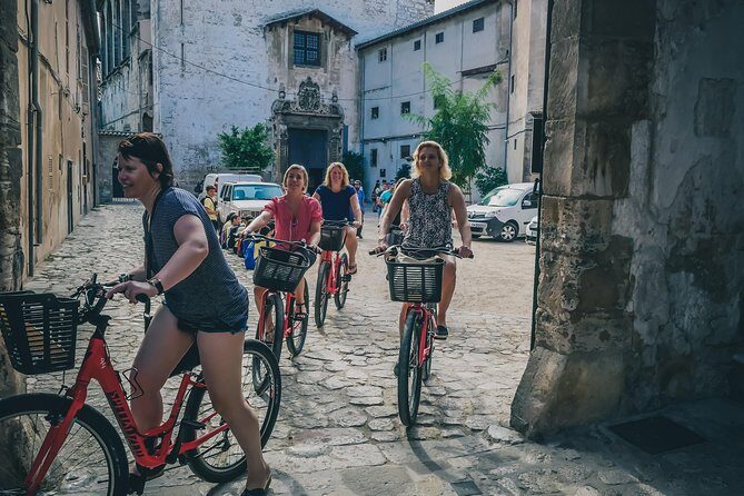 Palma de Mallorca Bike Tour with tapas - Why Choose a Bike Tour in Palma?