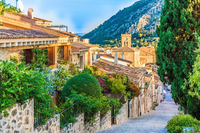 Palma de Mallorca: City Walk Audio Guide in 7 Languages on Phone - Who Will Love This Experience?
