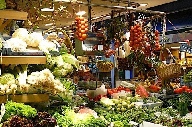 Palma de Mallorca Guided Tour with Hotel Pick up - FAQ