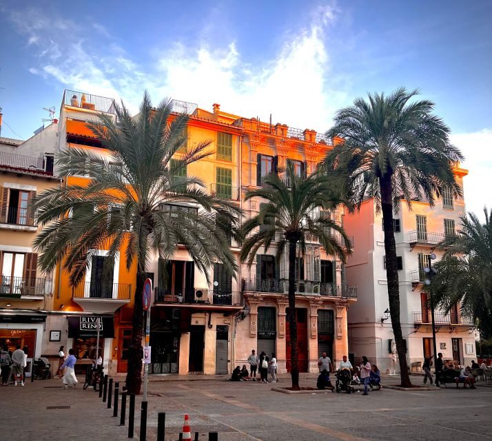 Palma de Mallorca: Old Town Atmospheric Evening Tour - An In-Depth Look at the Palma Old Town Evening Tour