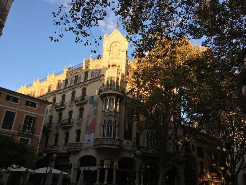 Palma Old Town Insider Tour with visit of the Cathedral - A Closer Look at the Tour