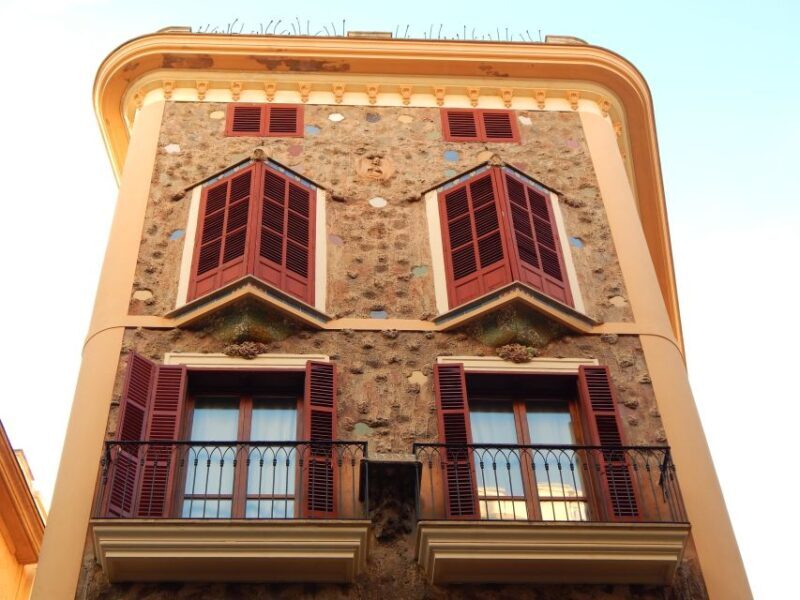 Palma: Old Town Walking Tour & Cathedral Skip-the-Line - Authenticity and Guide Quality