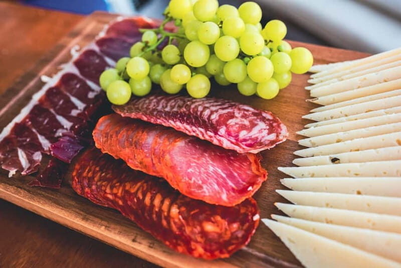 Palma: Private Classic Mallorcan Boat Tou - Food and Beverage Options