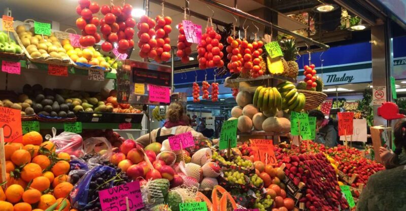 Palma: Walking Tour with Mediterranean Delicacies - Key Points