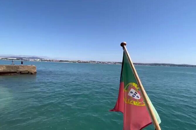 Panoramic Boat Tour with Drinks and Music - FAQs