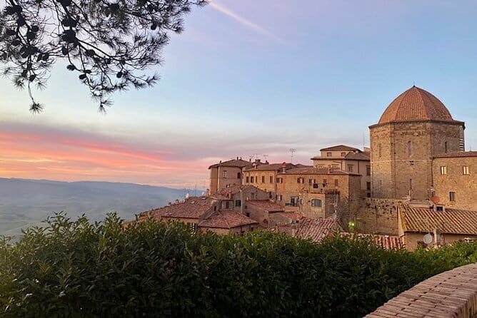 Panoramic Florence by Boat with Wine - FAQ