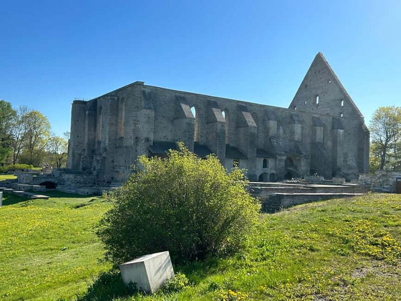 Panoramic Tour over Tallinn by vehicle - The Practicalities