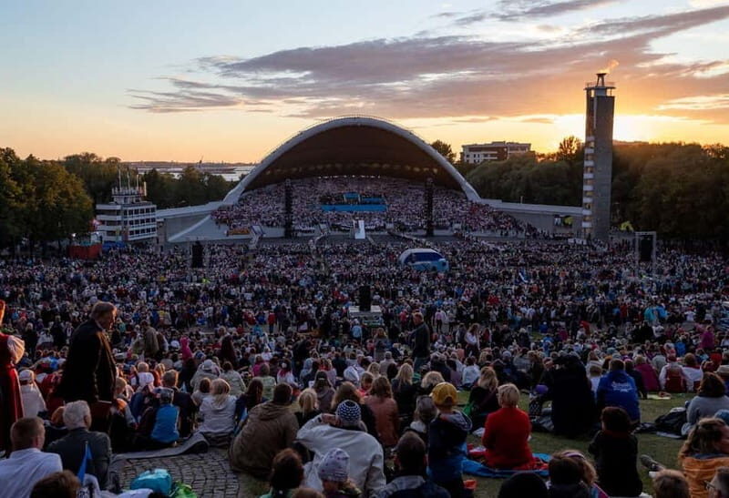 Panoramic Tour over Tallinn by vehicle - FAQs