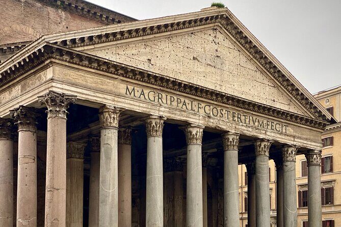 Pantheon, The Best-Preserved Roman Monument Guided Tour - The Atmosphere and Crowd Management