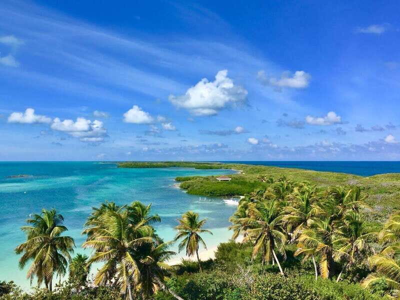 PARADISE ISLAND- ISLA CONTOY AND ISLA MUJERES - The Experience of the Guides and Logistics