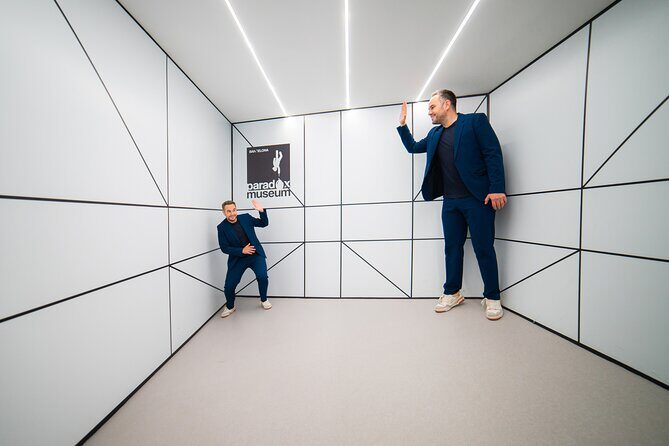 Paradox Museum Barcelona - Key Points