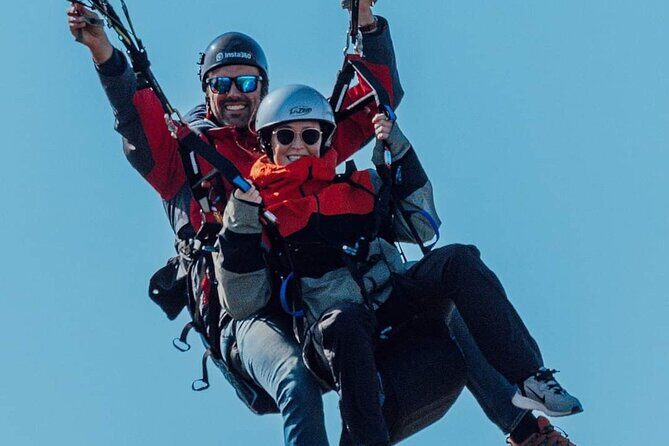 Paragliding Flight in Nazaré - Who Should Consider This Tour?